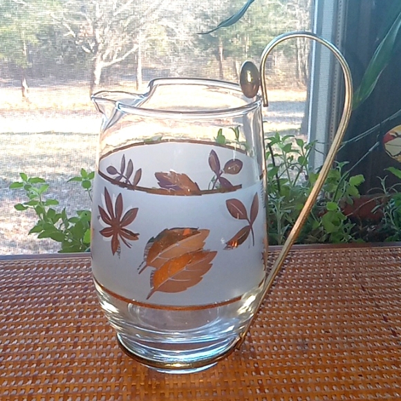 Libbey | Dining | Libby Gold Leaf Mcm Vintage Small Pitcher | Poshmark